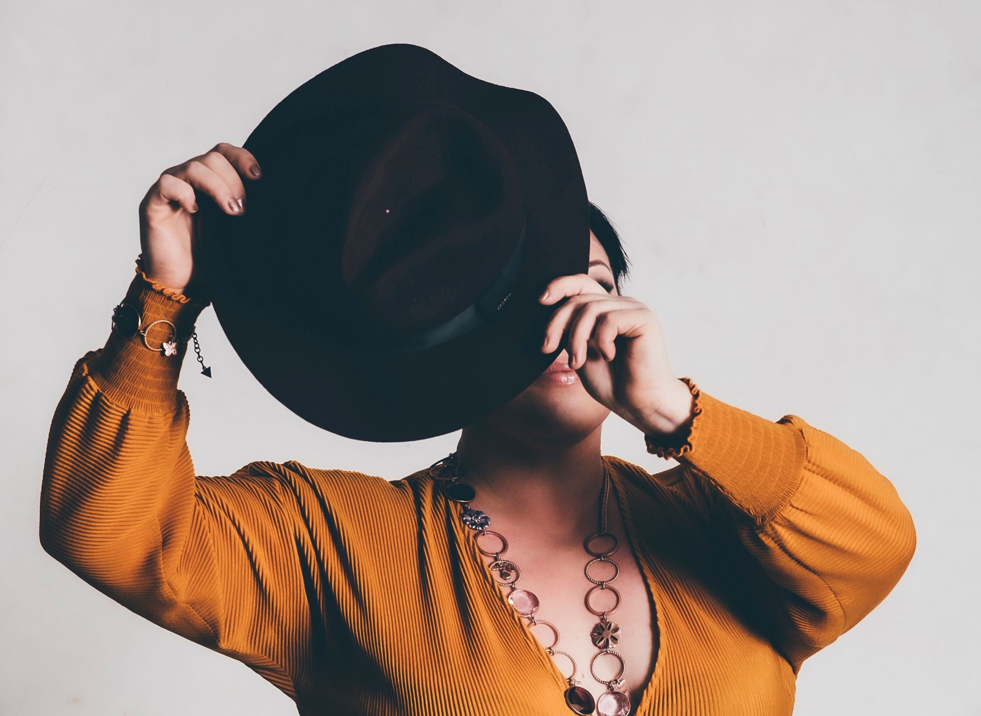 Yhteystiedot :: Teatteri Sture